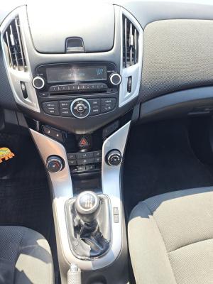 Melns Chevrolet Cruze 2013 Klaipėda, ar dzinēja tilpumu 2.00 L un nobraukumu 243 tūkst. km par 1800 €, foto 12 vietnē AUTOMOTO.COM.LV
