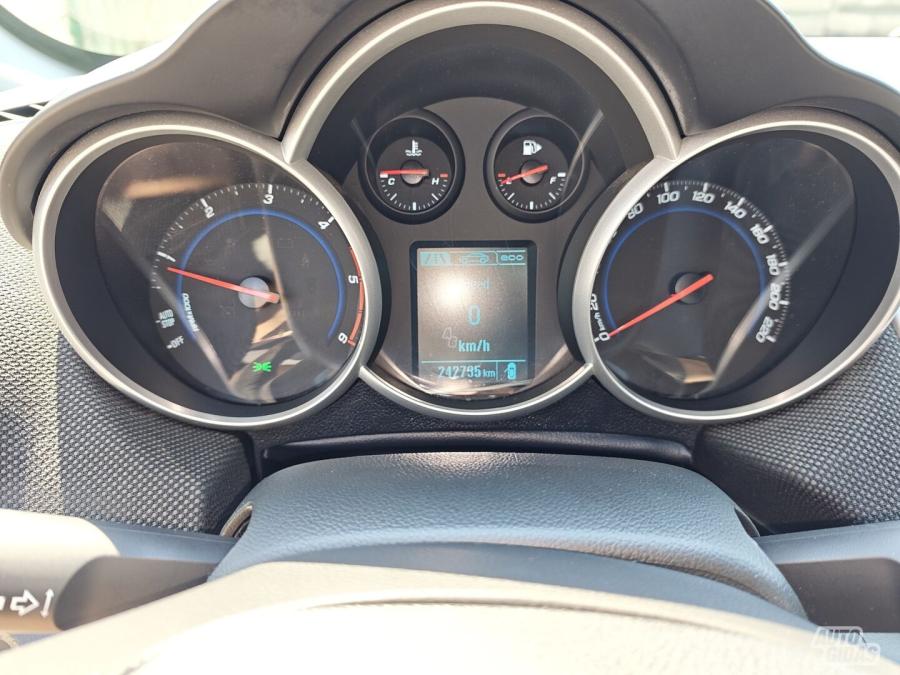 Melns Chevrolet Cruze 2013 Klaipėda, ar dzinēja tilpumu 2.00 L un nobraukumu 243 tūkst. km par 1800 €, foto 13 vietnē AUTOMOTO.COM.LV