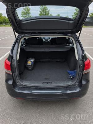 Melns Chevrolet Cruze 2013 Rīga, ar dzinēja tilpumu 1.40 L un nobraukumu 287 tūkst. km par 2200 €, foto 5 vietnē AUTOMOTO.COM.LV