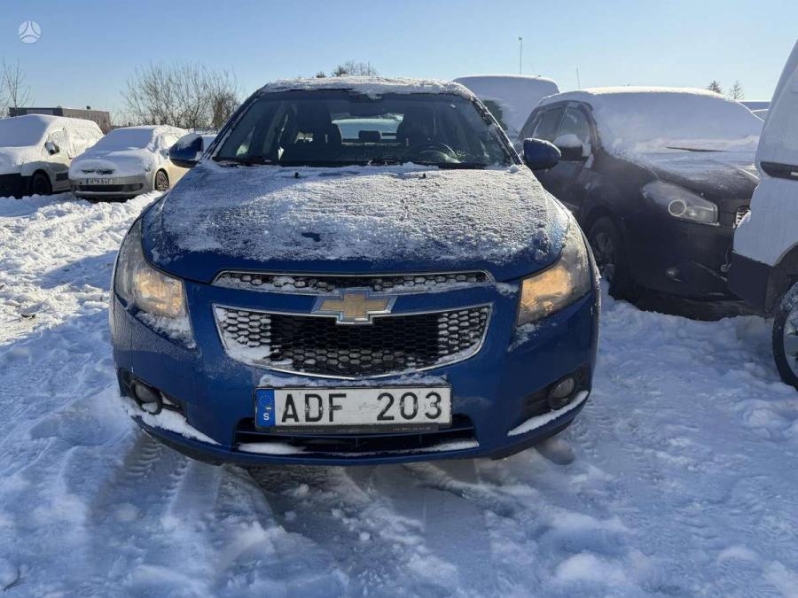 Zils Chevrolet Cruze 2011 Kauņa, ar dzinēja tilpumu 1.80 L un nobraukumu 146 tūkst. km par 1600 €, foto 2 vietnē AUTOMOTO.COM.LV