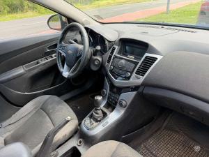 Zils Chevrolet Cruze 2012 Marijampole, ar dzinēja tilpumu 2.00 L un nobraukumu 300 tūkst. km par 1550 €, foto 5 vietnē AUTOMOTO.COM.LV