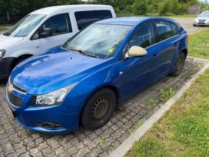 Zils Chevrolet Cruze 2012 Marijampole, ar dzinēja tilpumu 2.00 L un nobraukumu 300 tūkst. km par 1550 €, foto 6 vietnē AUTOMOTO.COM.LV