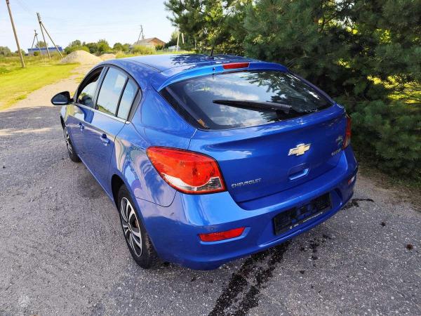 Zils Chevrolet Cruze 2012 Marijampole, ar dzinēja tilpumu 2.00 L un nobraukumu 300 tūkst. km par 950 €, foto 5 vietnē AUTOMOTO.COM.LV