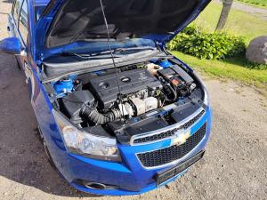 Blue Chevrolet Cruze 2012 in Marijampole, with an engine capacity of 2.00 L and mileage of 300 thousand km for 950 €, photo 12 on AUTOMOTO.COM.LV