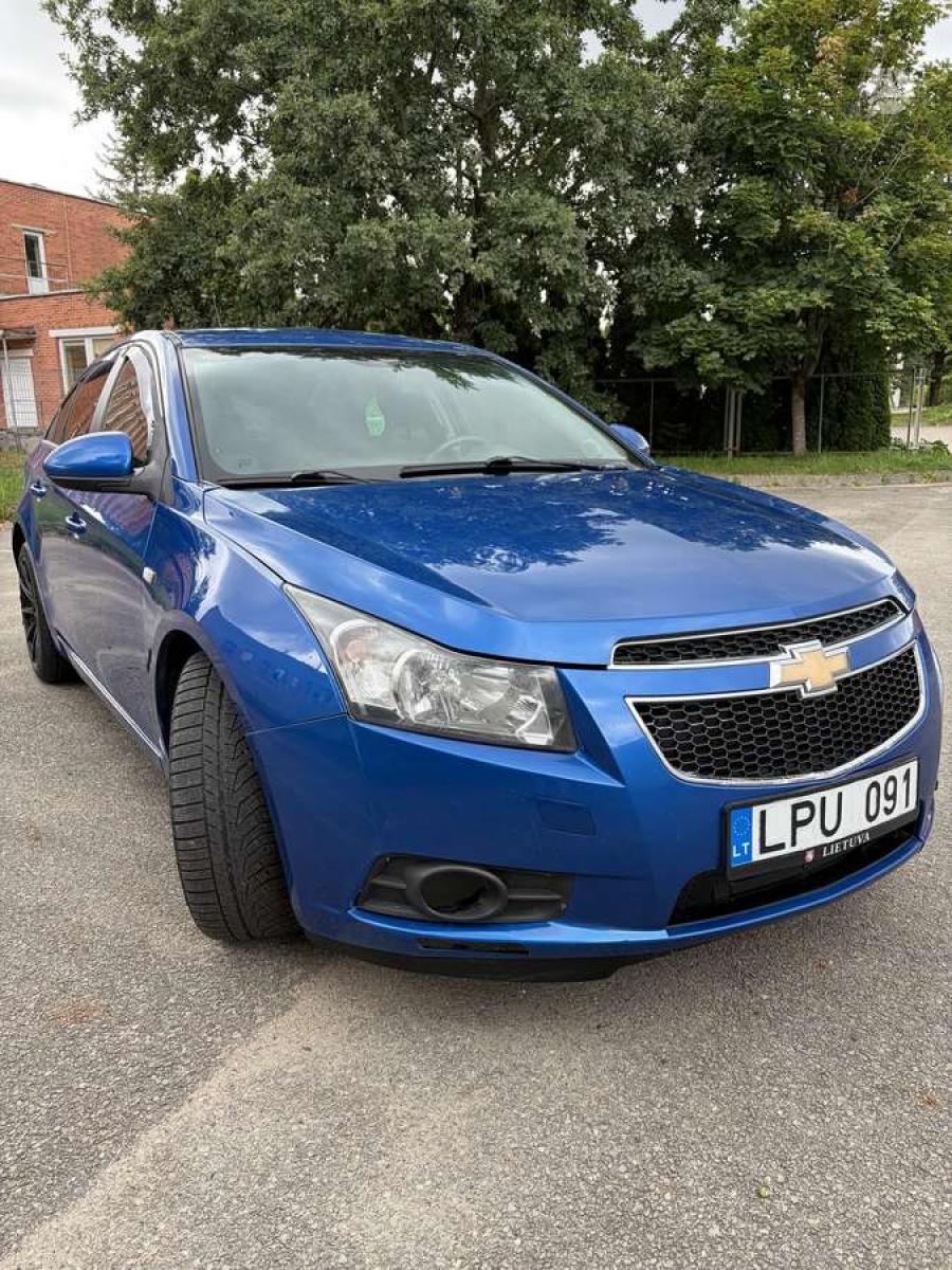 Синий Шевроле Круз 2010 в Алитус, объемом двигателя 1.99 л и пробегом 320 тыс. км за 2800 €, фото 4 на AUTOMOTO.COM.LV
