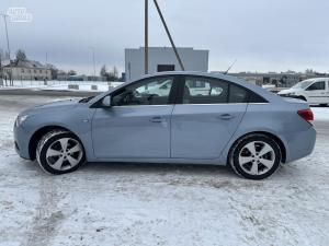 Zils Chevrolet Cruze 2011 Marijampole, ar dzinēja tilpumu 1.80 L un nobraukumu 110 tūkst. km par 3699 €, foto 4 vietnē AUTOMOTO.COM.LV