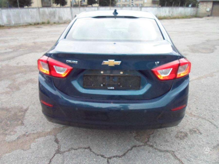 Blue Chevrolet Cruze 2021 in Siauliai, with an engine capacity of 1.40 L and mileage of 112 thousand km for 6950 €, photo 14 on AUTOMOTO.COM.LV