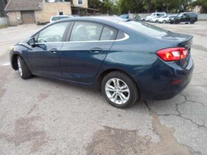 Blue Chevrolet Cruze 2021 in Siauliai, with an engine capacity of 1.40 L and mileage of 112 thousand km for 6950 €, photo 16 on AUTOMOTO.COM.LV