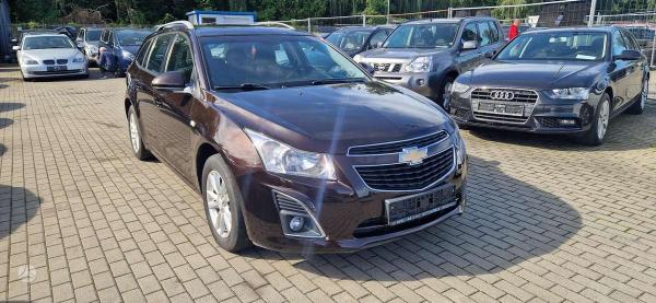 Brūns Chevrolet Cruze 2013 Marijampole, ar dzinēja tilpumu 1.40 L un nobraukumu 116 tūkst. km par 2700 €, foto 3 vietnē AUTOMOTO.COM.LV