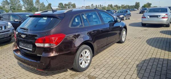 Brūns Chevrolet Cruze 2013 Marijampole, ar dzinēja tilpumu 1.40 L un nobraukumu 116 tūkst. km par 2700 €, foto 5 vietnē AUTOMOTO.COM.LV