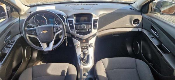 Brūns Chevrolet Cruze 2013 Marijampole, ar dzinēja tilpumu 1.40 L un nobraukumu 116 tūkst. km par 2700 €, foto 6 vietnē AUTOMOTO.COM.LV