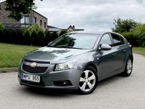 Pelēks Chevrolet Cruze 2012 Viļņa, ar dzinēja tilpumu 0.00 L un nobraukumu 210 tūkst. km par 4500 €, foto 3 vietnē AUTOMOTO.COM.LV