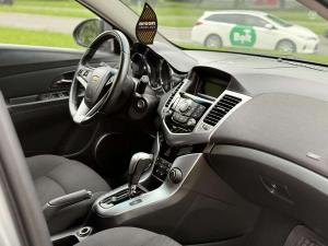Pelēks Chevrolet Cruze 2012 Viļņa, ar dzinēja tilpumu 0.00 L un nobraukumu 210 tūkst. km par 4500 €, foto 10 vietnē AUTOMOTO.COM.LV