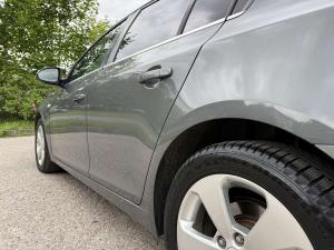 Pelēks Chevrolet Cruze 2012 Viļņa, ar dzinēja tilpumu 0.00 L un nobraukumu 210 tūkst. km par 4500 €, foto 12 vietnē AUTOMOTO.COM.LV