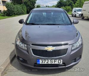 Pelēks Chevrolet Cruze 2012 Tallina, ar dzinēja tilpumu 1.60 L un nobraukumu 148 tūkst. km par 4500 €, foto 3 vietnē AUTOMOTO.COM.LV