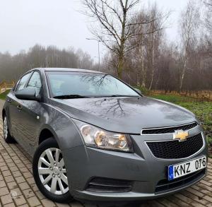 Pelēks Chevrolet Cruze 2013 Šauļi, ar dzinēja tilpumu 1.70 L un nobraukumu 170 tūkst. km par 2750 €, foto 17 vietnē AUTOMOTO.COM.LV