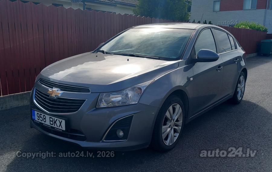 Grey Chevrolet Cruze 2014 in Tallinn, with an engine capacity of 1.80 L and mileage of 128 thousand km for 6000 €, photo 1 on AUTOMOTO.COM.LV