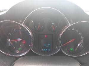 Серый Шевроле Круз 2014 в Таллин, объемом двигателя 1.80 л и пробегом 125 тыс. км за 5000 €, фото 11 на AUTOMOTO.COM.LV