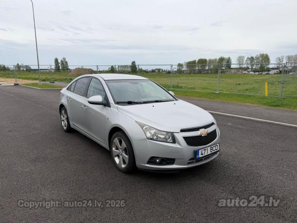 Серый Шевроле Круз 2009 в Тарту, объемом двигателя 1.60 л и пробегом 191 тыс. км за 2300 €, фото 1 на AUTOMOTO.COM.LV