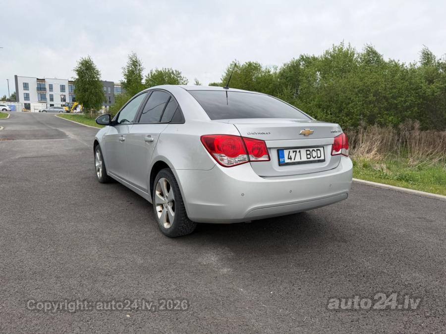 Серый Шевроле Круз 2009 в Тарту, объемом двигателя 1.60 л и пробегом 191 тыс. км за 2300 €, фото 4 на AUTOMOTO.COM.LV