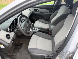 Серый Шевроле Круз 2009 в Тарту, объемом двигателя 1.60 л и пробегом 191 тыс. км за 2300 €, фото 12 на AUTOMOTO.COM.LV