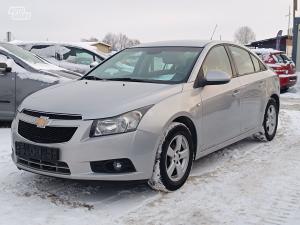 Grey Chevrolet Cruze 2010 in Kretinga, with an engine capacity of 1.60 L and mileage of 199 thousand km for 3350 €, photo  on AUTOMOTO.COM.LV