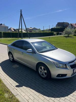 Grey Chevrolet Cruze 2011 in Telschi, with an engine capacity of 1.60 L and mileage of 164 thousand km for 3200 €, photo  on AUTOMOTO.COM.LV