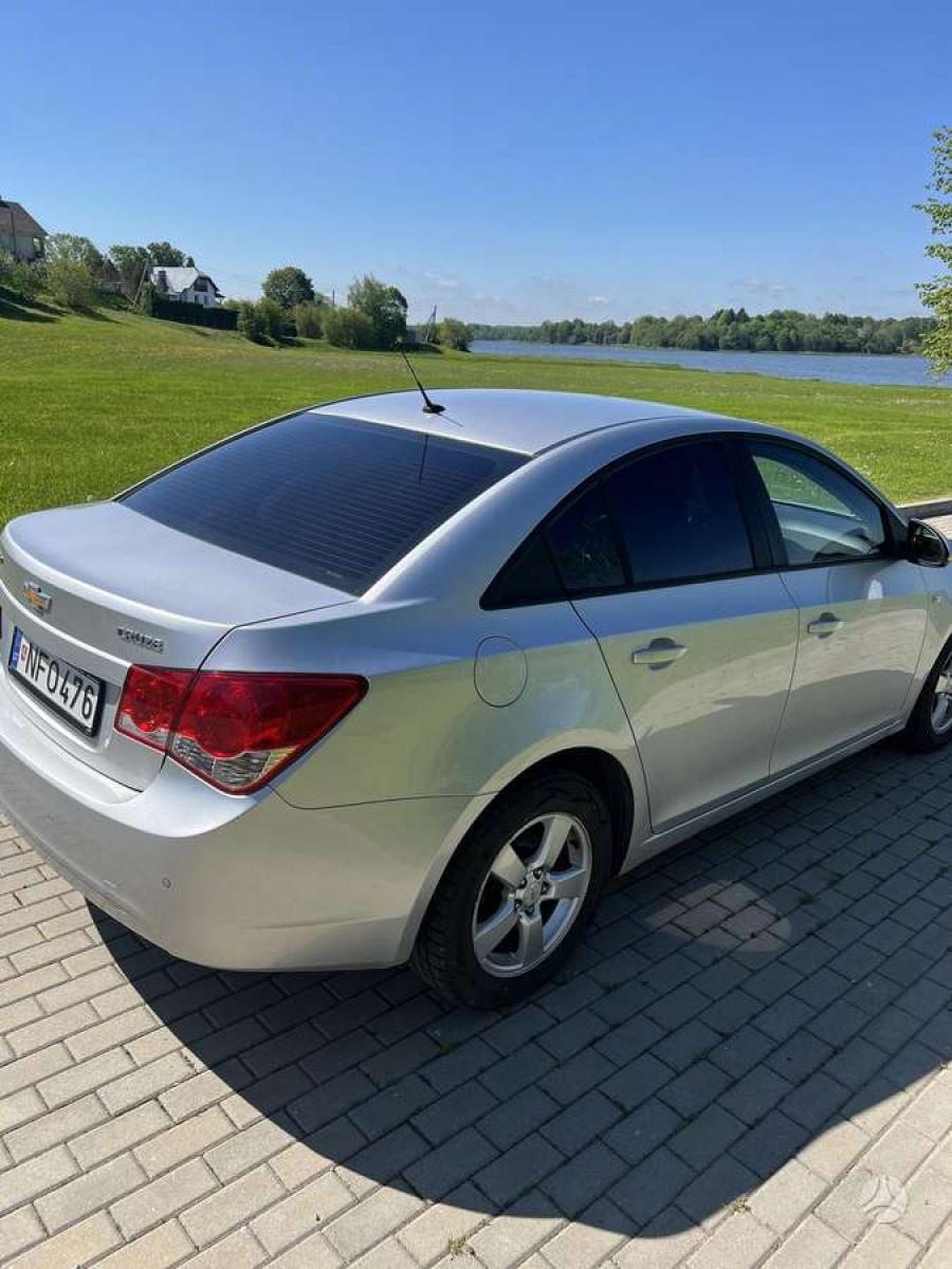Pelēks Chevrolet Cruze 2011 Telšiai, ar dzinēja tilpumu 1.60 L un nobraukumu 164 tūkst. km par 3200 €, foto 7 vietnē AUTOMOTO.COM.LV