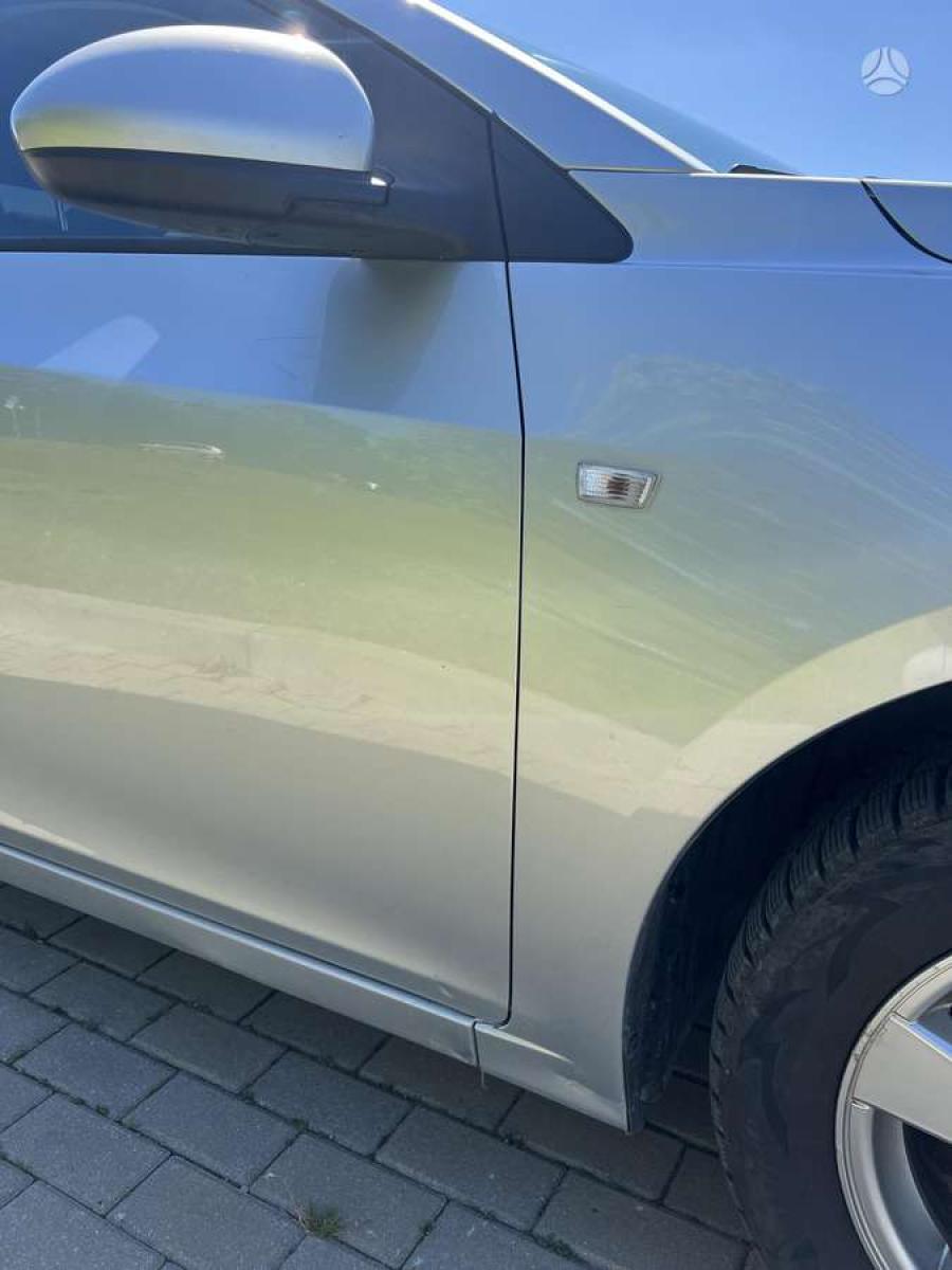Pelēks Chevrolet Cruze 2011 Telšiai, ar dzinēja tilpumu 1.60 L un nobraukumu 164 tūkst. km par 3200 €, foto 8 vietnē AUTOMOTO.COM.LV