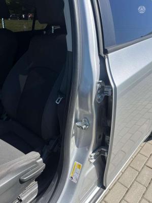 Pelēks Chevrolet Cruze 2011 Telšiai, ar dzinēja tilpumu 1.60 L un nobraukumu 164 tūkst. km par 3200 €, foto 17 vietnē AUTOMOTO.COM.LV
