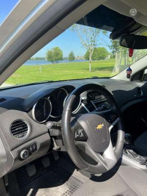 Pelēks Chevrolet Cruze 2011 Telšiai, ar dzinēja tilpumu 1.60 L un nobraukumu 164 tūkst. km par 3200 €, foto 18 vietnē AUTOMOTO.COM.LV