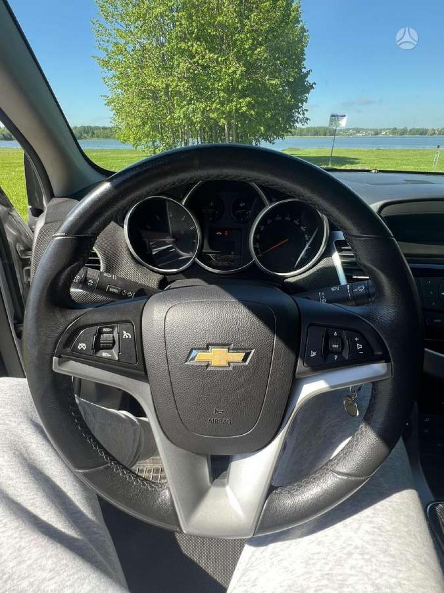 Pelēks Chevrolet Cruze 2011 Telšiai, ar dzinēja tilpumu 1.60 L un nobraukumu 164 tūkst. km par 3200 €, foto 23 vietnē AUTOMOTO.COM.LV