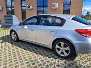 Grey Chevrolet Cruze 2012 in Vilnius, with an engine capacity of 1.99 L and mileage of 233 thousand km for 1950 €, photo 6 on AUTOMOTO.COM.LV