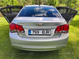 Pelēks Chevrolet Cruze 2013 Tallina, ar dzinēja tilpumu 1.60 L un nobraukumu 216 tūkst. km par 1700 €, foto 7 vietnē AUTOMOTO.COM.LV