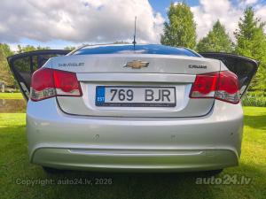 Pelēks Chevrolet Cruze 2013 Tallina, ar dzinēja tilpumu 1.60 L un nobraukumu 216 tūkst. km par 1700 €, foto 13 vietnē AUTOMOTO.COM.LV