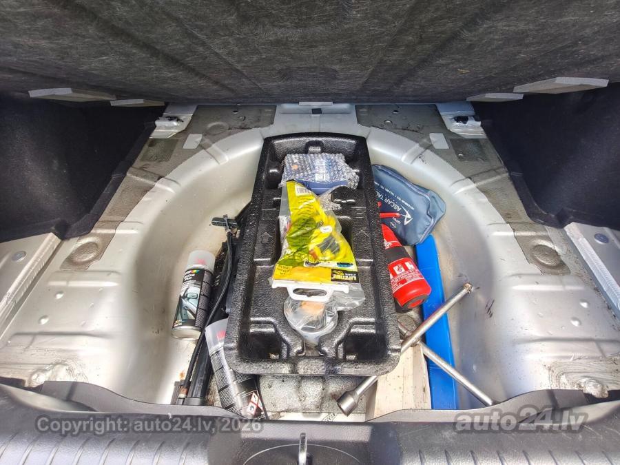 Pelēks Chevrolet Cruze 2013 Tallina, ar dzinēja tilpumu 1.60 L un nobraukumu 216 tūkst. km par 1700 €, foto 21 vietnē AUTOMOTO.COM.LV