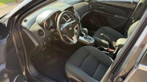 Pelēks Chevrolet Cruze 2014 Alīta, ar dzinēja tilpumu 1.36 L un nobraukumu 67 tūkst. km par 4200 €, foto 10 vietnē AUTOMOTO.COM.LV