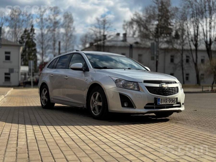 Серый Шевроле Круз 2012 в Рига, объемом двигателя 2.00 л и пробегом 245 тыс. км за 1850 €, фото 3 на AUTOMOTO.COM.LV