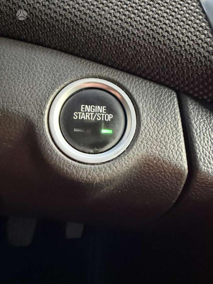 Grey Chevrolet Cruze 2013 in Klaipeda, with an engine capacity of 2.00 L and mileage of 276 thousand km for 2850 €, photo 22 on AUTOMOTO.COM.LV