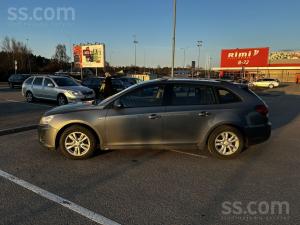 Pelēks Chevrolet Cruze 2013 Ogre, ar dzinēja tilpumu 1.70 L un nobraukumu 306 tūkst. km par 3500 €, foto 4 vietnē AUTOMOTO.COM.LV