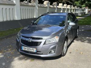 Pelēks Chevrolet Cruze 2013 Tauragė, ar dzinēja tilpumu 1.70 L un nobraukumu 245 tūkst. km par 3900 €, foto  vietnē AUTOMOTO.COM.LV