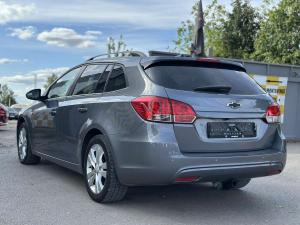Grey Chevrolet Cruze 2013 in Siauliai, with an engine capacity of 1.69 L and mileage of 264 thousand km for 4350 €, photo 10 on AUTOMOTO.COM.LV