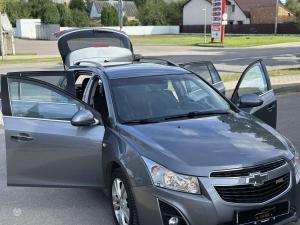 Grey Chevrolet Cruze 2013 in Siauliai, with an engine capacity of 1.69 L and mileage of 264 thousand km for 4350 €, photo 18 on AUTOMOTO.COM.LV