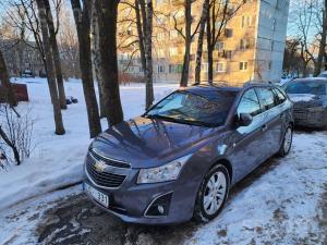 Grey Chevrolet Cruze 2013 in Riga, with an engine capacity of 2.00 L and mileage of 215 thousand km for 5000 €, photo 5 on AUTOMOTO.COM.LV