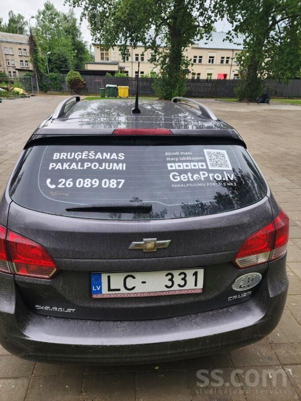 Grey Chevrolet Cruze 2013 in Riga, with an engine capacity of 2.00 L and mileage of 215 thousand km for 5000 €, photo 10 on AUTOMOTO.COM.LV