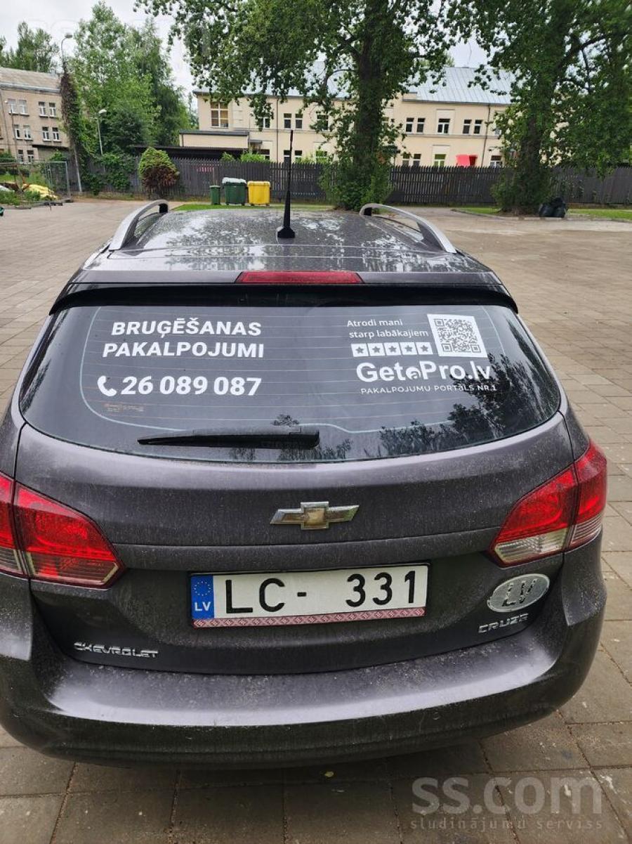 Grey Chevrolet Cruze 2013 in Riga, with an engine capacity of 2.00 L and mileage of 215 thousand km for 5000 €, photo 10 on AUTOMOTO.COM.LV