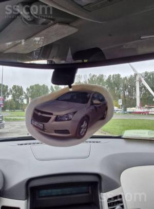 Chevrolet Cruze 2011 in Riga, with an engine capacity of 1.60 L and mileage of 93 thousand km for 3200 €, photo 12 on AUTOMOTO.COM.LV