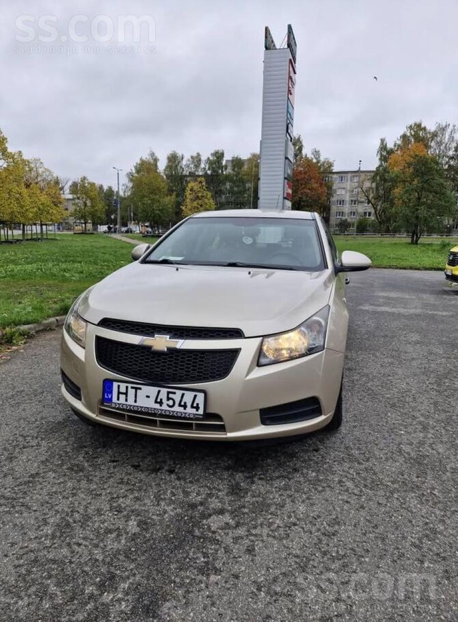 Chevrolet Cruze 2011 in Riga, with an engine capacity of 1.60 L and mileage of 93 thousand km for 3200 €, photo 14 on AUTOMOTO.COM.LV