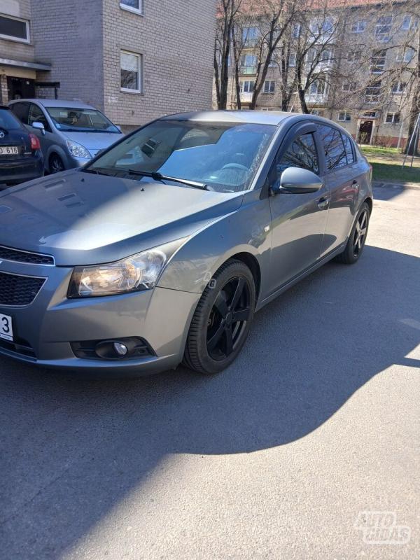 Chevrolet Cruze 2012 Klaipėda, ar dzinēja tilpumu 2.00 L un nobraukumu 252 tūkst. km par 3500 €, foto 3 vietnē AUTOMOTO.COM.LV