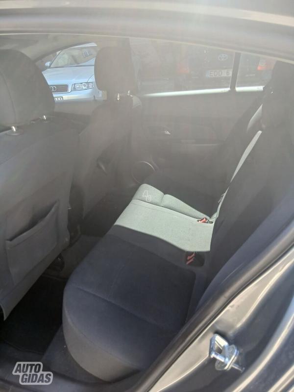 Chevrolet Cruze 2012 Klaipėda, ar dzinēja tilpumu 2.00 L un nobraukumu 252 tūkst. km par 3500 €, foto 5 vietnē AUTOMOTO.COM.LV
